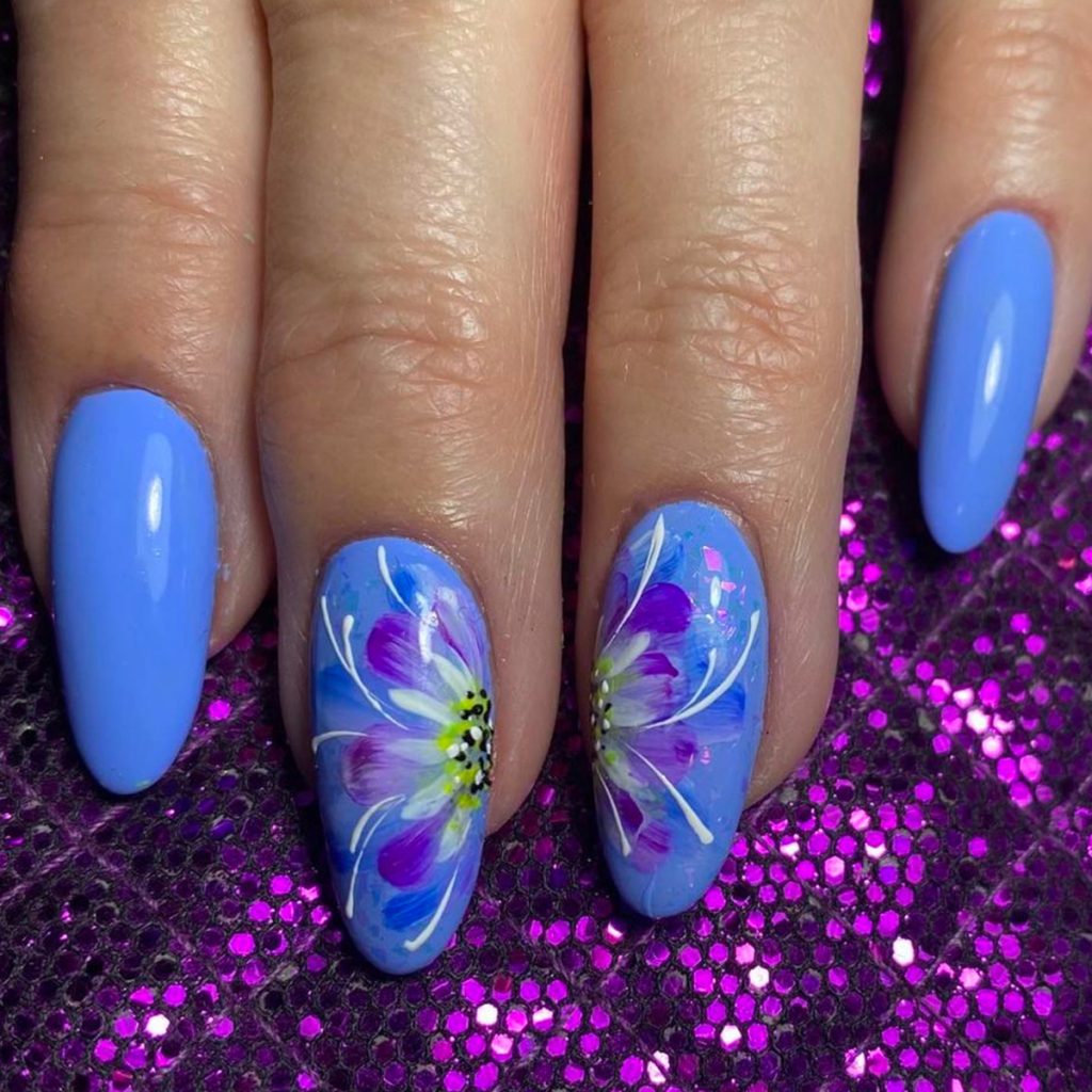 Lisa Boone - GlossaryLive